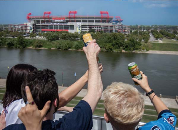 在纳什维尔的乔治·琼斯-屋顶酒吧188bet手机版备用 - 金博宝188手机网页,188bet足球网站在线